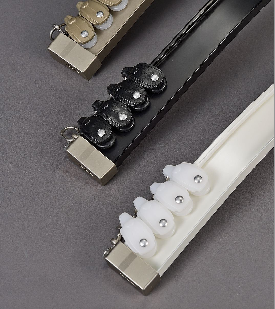 CHRY31 White Black Bendable Curtain Track For Bay Windows Ceiling ...